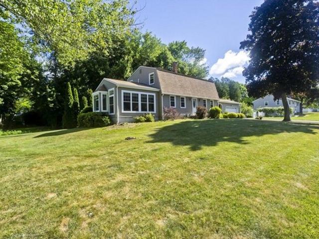 Clover Hill Dr, Agawam, Home For Sale