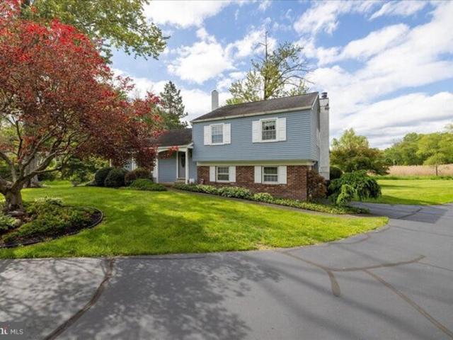 Clover Ln, Chalfont, Home For Sale