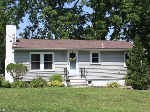 Clover Ln, Vernon, Home For Sale