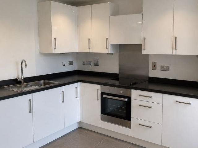 Clover Lodge, Mitcham, Mitcham, Surrey CR4, 2 bed flat to rent, £2,000 pcm | PrimeLocation