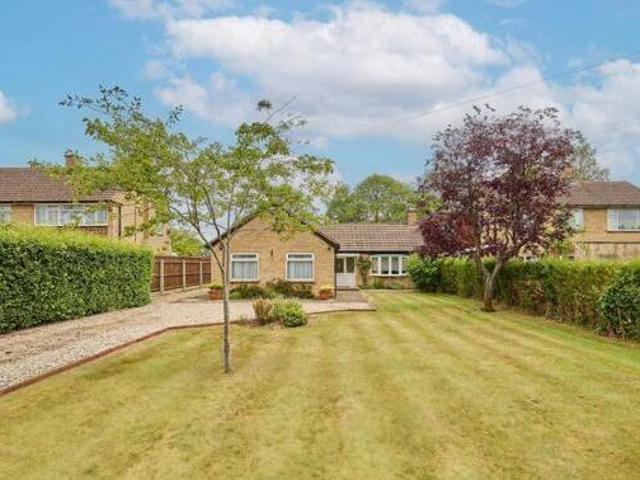 Clover Lea, Wroslyn Road, 3 Bedroom Detached