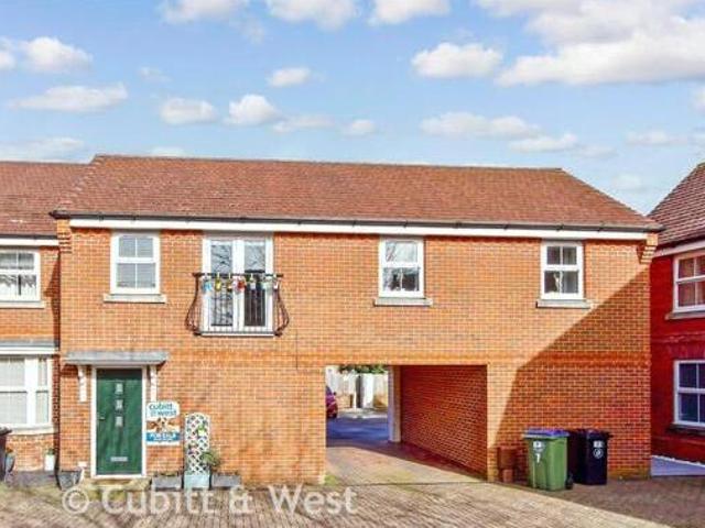 Clover Mead, Bognor Regis, 2 Bedroom Coach