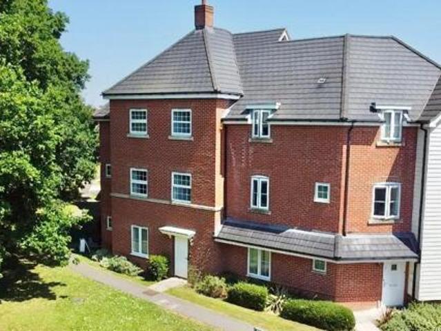 Clover Rise, Woodley, 2 Bedroom Apartment