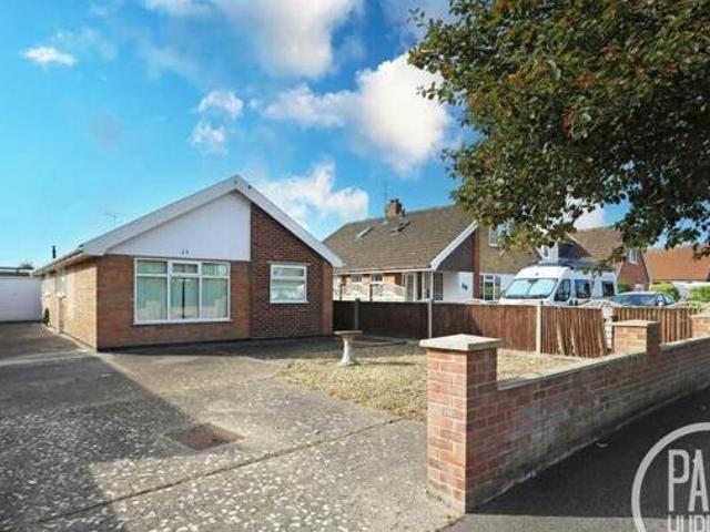 Clover Way, Gunton, 3 Bedroom Detached