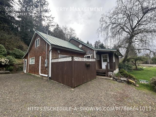 2 Bed 1 Bath House with Huge Shop!