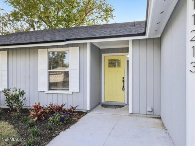 Cloverhill Cir W, Jacksonville, Home For Sale