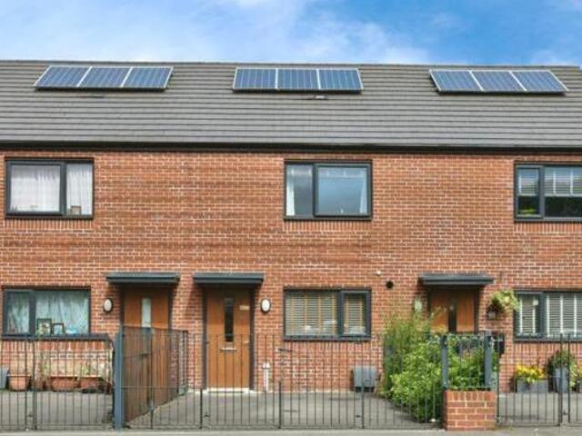 Clowes Street, Manchester, 2 Bedroom Terraced