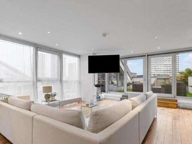 Clowes Street, Salford, 2 Bedroom Apartment