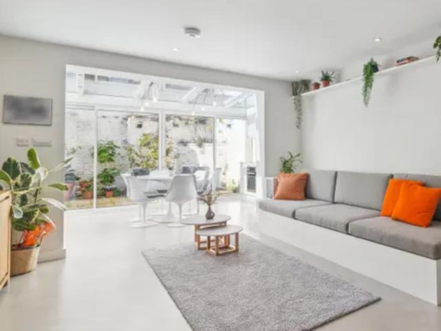 Clock Tower Mews, London, N1 7BB, United Kingdom | 3 bed house for rent #167460286 | Rentberry