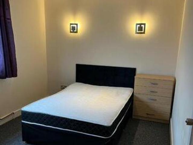 Clocktower Mews, London, 1 Bedroom Flat