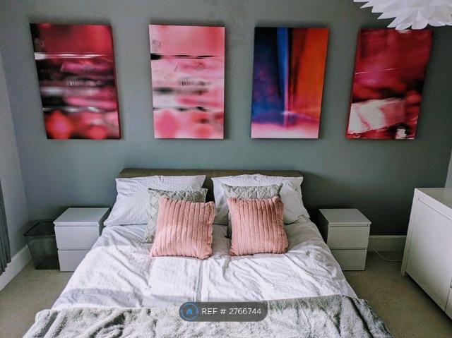 Clonmel Road, London TW11, Room to rent, £900 pcm | PrimeLocation