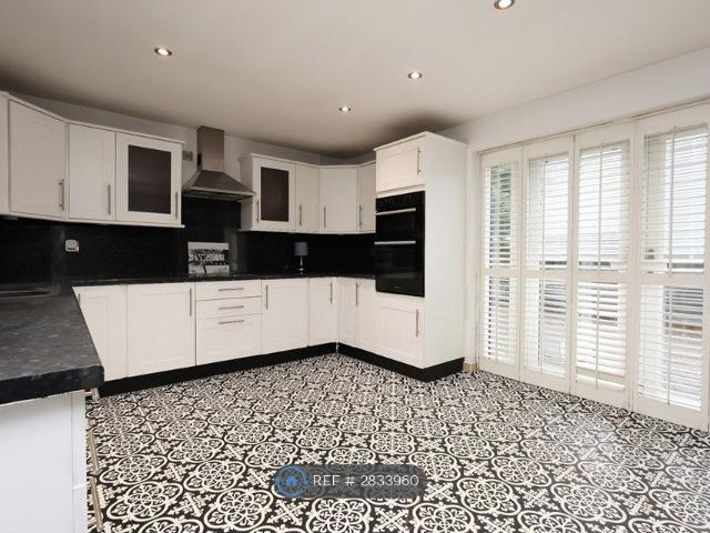 Clos Gwastir, Caerphilly CF83, 4 bed detached house to rent, £2,100 pcm | PrimeLocation