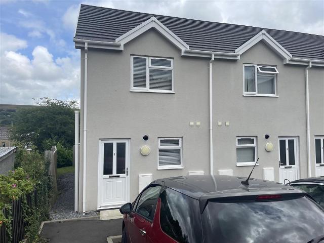 Clos Waunhenuchaf, Garnant, Ammanford SA18, 2 bed end terrace house to rent, £850 pcm | PrimeLocation