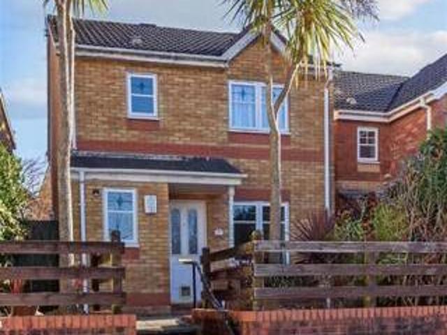 Clos Y Hebog, Thornhill, 3 Bedroom Detached