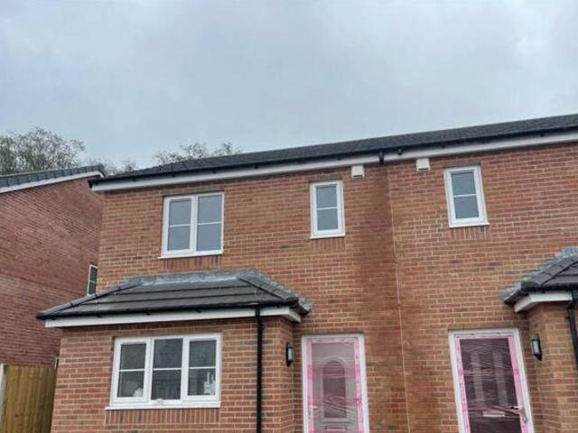 Clos Yr Ysgol, Clyne, 2 Bedroom Semi detached