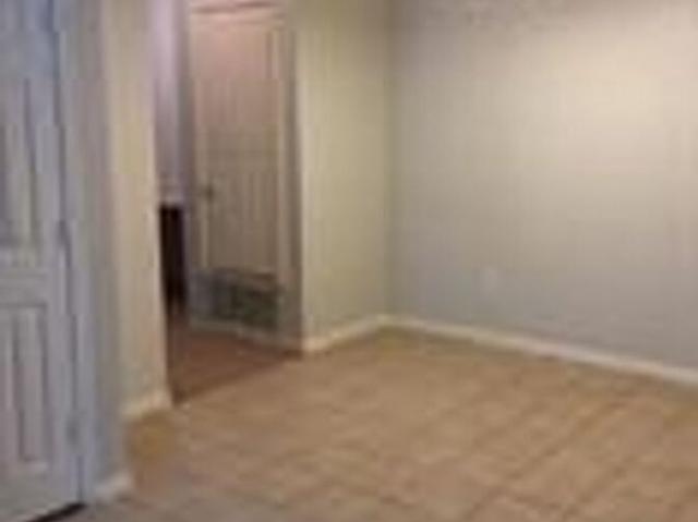 Spacious, modern, and high quality duplex. Close to FT Hood