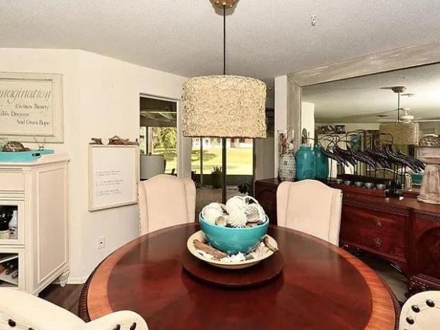 Close to Beach~ Bungalow