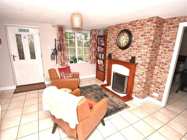 Claughton Firs, CH43 5TQ, Prenton