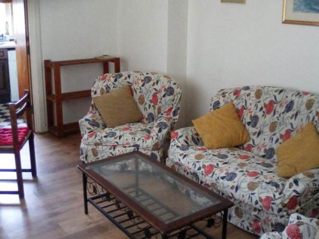 Claude Road, Cardiff CF24 2 bed flat to rent £1,150 pcm £265 pw