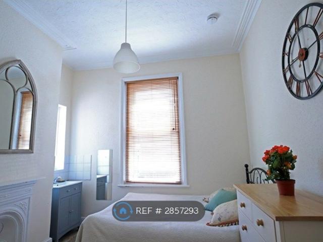 Clausentum Road, Southampton SO14, 4 bed semi detached house to rent, £1,699 pcm | PrimeLocation