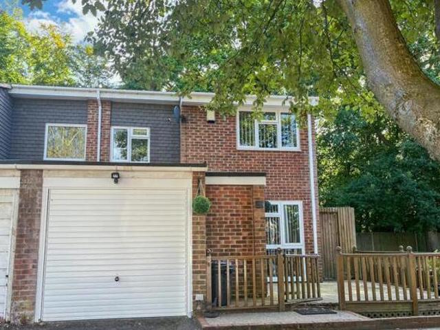 Clavell Close, Parkwood, 3 Bedroom End