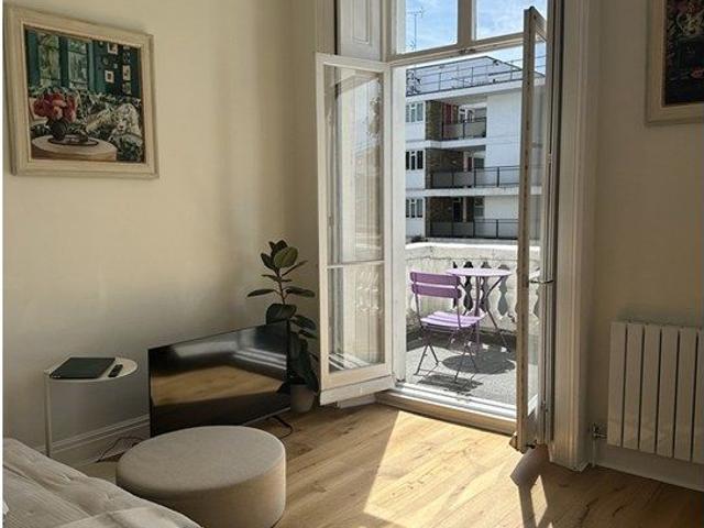Claverton St, London SW1V, 1 bed flat to rent, £2,850 pcm | PrimeLocation
