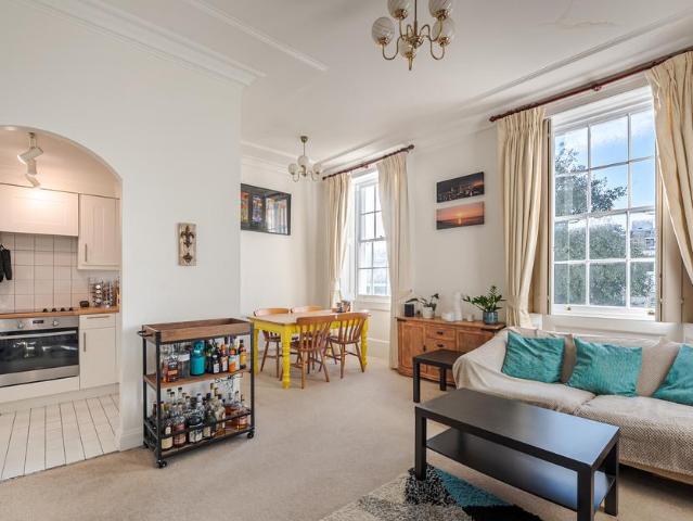 Claverton Street, London, SW1V 1 bed apartment to rent £2,400 pcm £554 pw