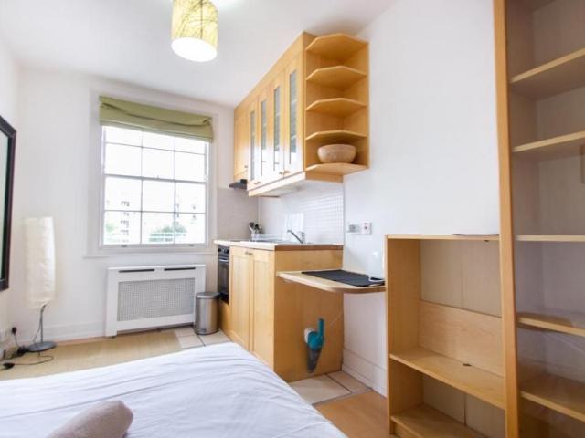 Claverton Street, Pimlico, London SW1V, Studio to rent, £1,712 pcm | PrimeLocation