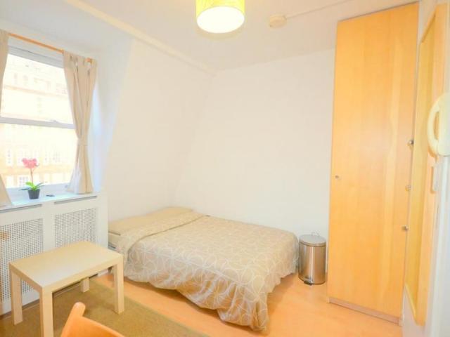 Claverton Street, Pimlico, London SW1V, Studio to rent, £1,365 pcm | PrimeLocation