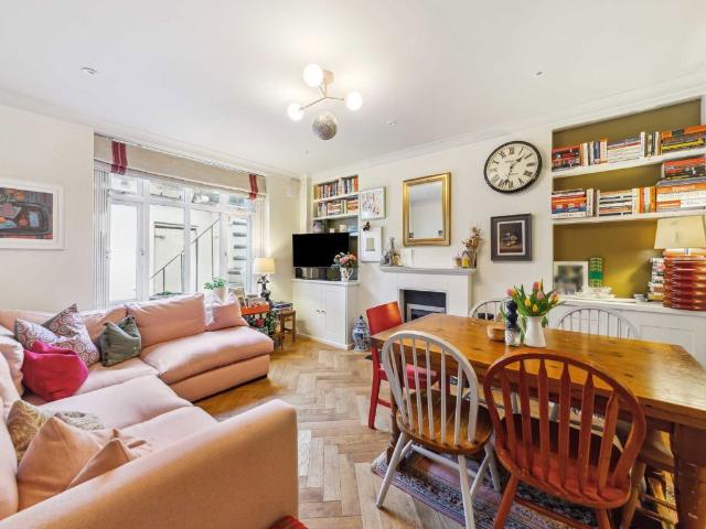 Claverton Street, Pimlico SW1V, 2 bed flat to rent, £3,250 pcm | PrimeLocation