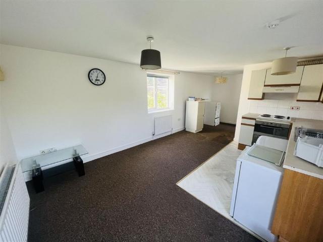 Claverham Road, Claverham, BS49