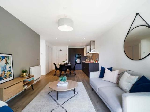 Clay, M5 4RE, Manchester