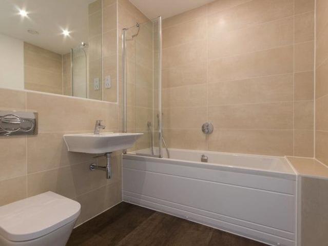 Clay Farm Drive, Trumpington, Cambridge, CB2 9BX