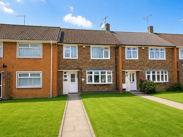 Clay Hill Road, Basildon SS16, 3 bed property to rent, £1,600 pcm | PrimeLocation