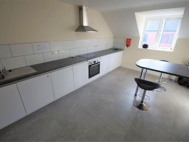 Clay Lane, Coventry CV2, Studio to rent, £600 pcm | PrimeLocation
