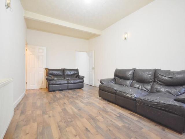 Clay Lane, Coventry, CV2 4LX