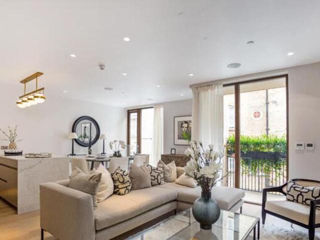 Clay Street, London, 3 Bedroom Town