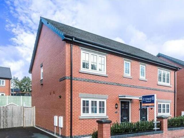 Claybank Street, Heywood, 3 Bedroom Semi detached