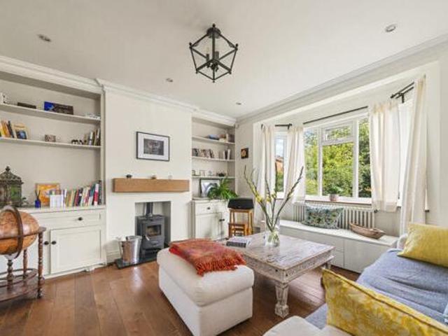 Claygate, Langbourne Way, Esher, 3 Bedroom Semi detached