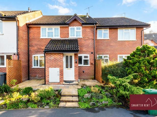 Clayhanger, Guildford GU4 2 bed house to rent £3,100 pcm £715 pw