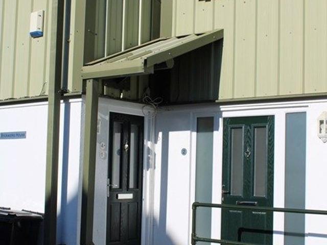 Claylands Road, Bishops Waltham, Southampton SO32, Studio to rent, £700 pcm | PrimeLocation