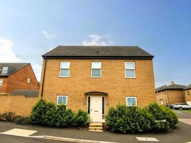 Claymills Close, Brizlincote, 4 Bedroom Detached