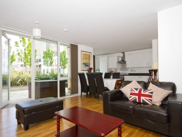 Clayponds Lane, TW8, London