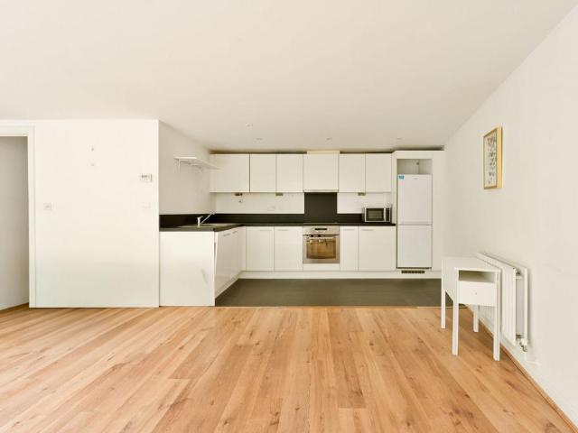 Clayponds Lane, Brentford, TW8 1 bed flat to rent £1,850 pcm £427 pw