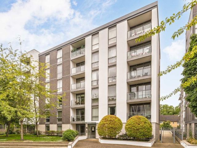 Clayponds Lane, Brentford TW8, 2 bed flat to rent, £2,150 pcm | PrimeLocation