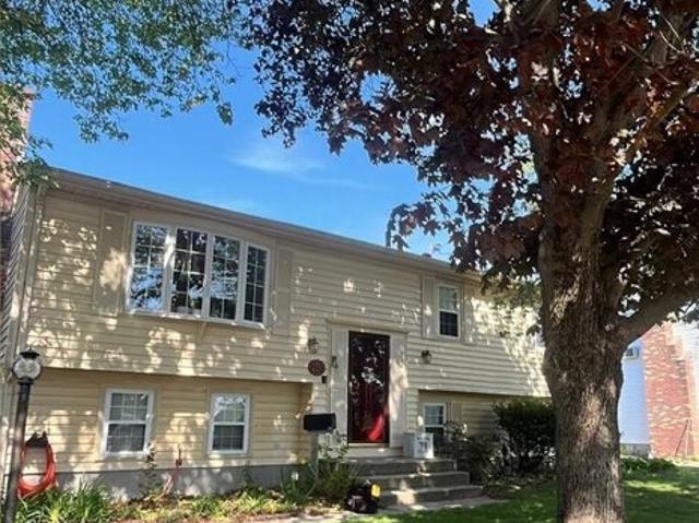 Claypool Dr, Warwick, Home For Sale