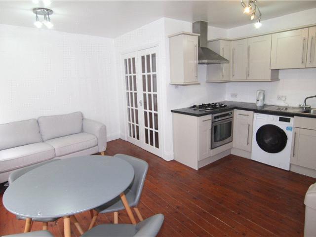 Claypath, Durham DH1, 2 bed flat to rent, £1,300 pcm | PrimeLocation