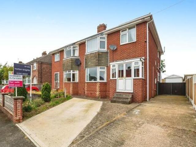 Clayton Avenue, Thurnscoe, 3 Bedroom Semi detached