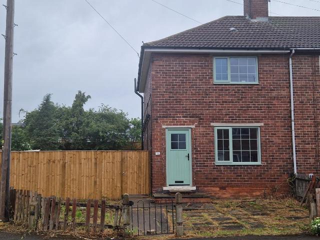 Clayton Avenue, Upton, Pontefract WF9, 3 bed end terrace house to rent, £975 pcm | PrimeLocation