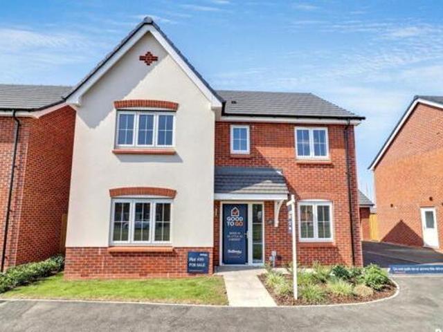 Clayton Avenue, Fradley, 4 Bedroom Detached